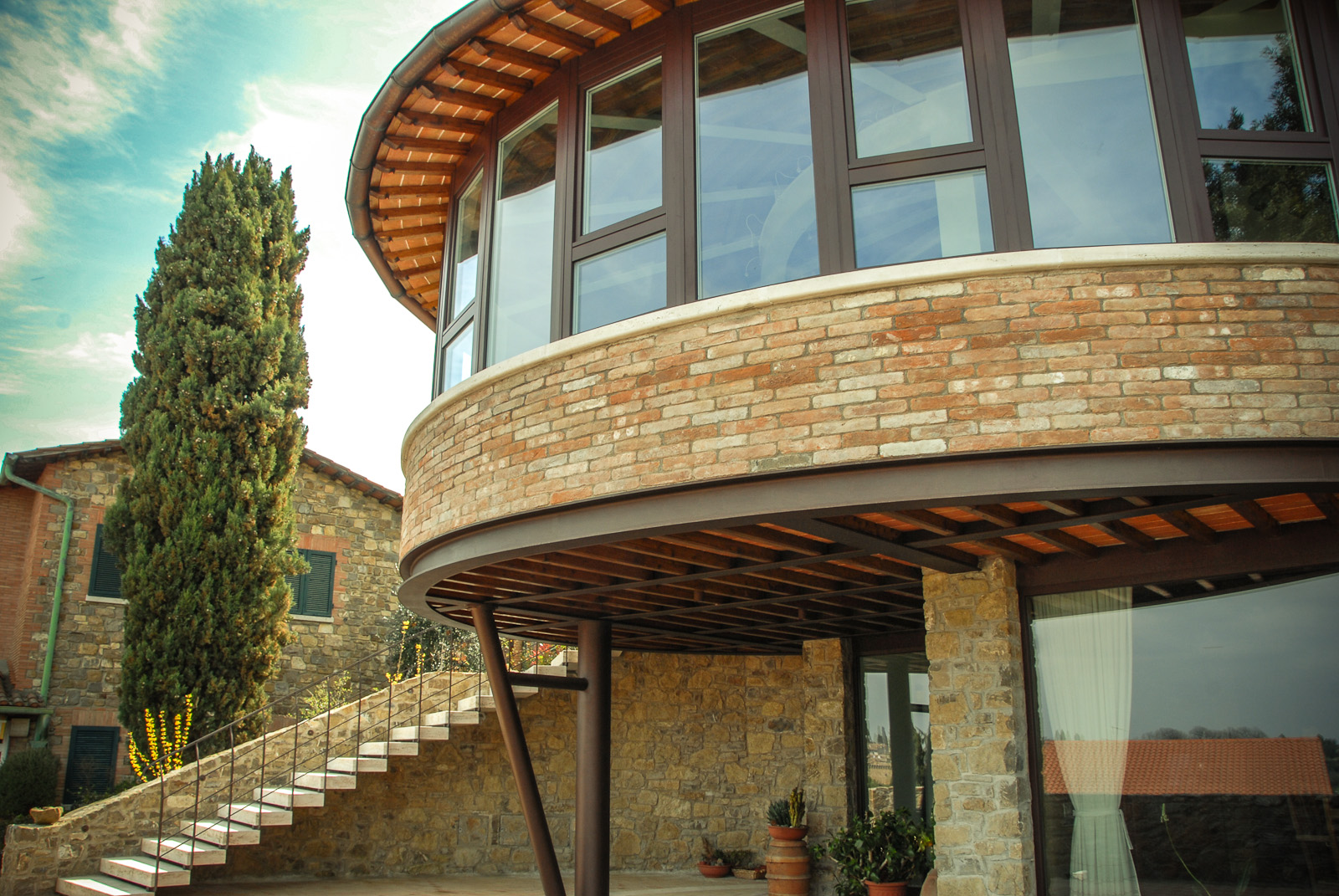 Bonari | Bonari L. - Bonari